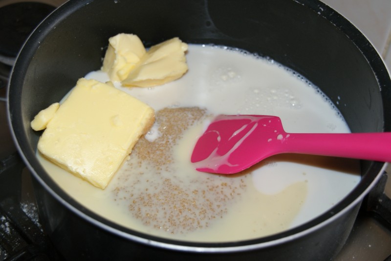 How to make Fudge | Baking, Recipes and Tutorials - The Pink Whisk