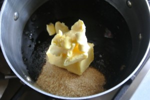 How to Make Treacle Toffee | Baking, Recipes and Tutorials – The Pink Whisk