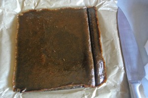 How to Make Treacle Toffee | Baking, Recipes and Tutorials – The Pink Whisk