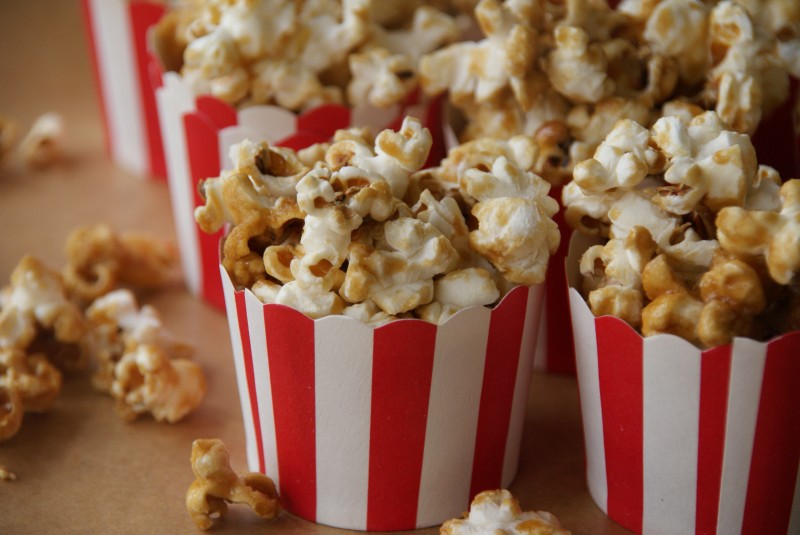 Day 8 – Toffee Popcorn! | Baking, Recipes and Tutorials – The Pink Whisk