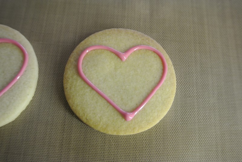 Love Heart Biscuits | Baking, Recipes and Tutorials - The Pink Whisk