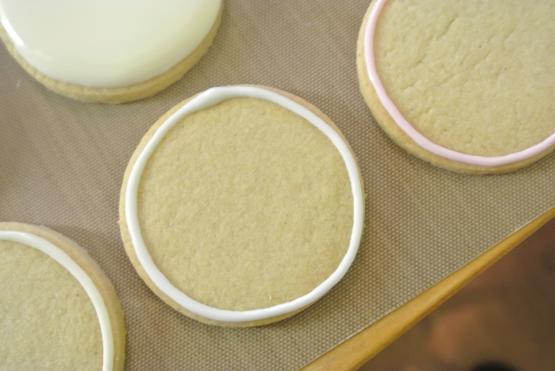 Glaze Icing for Flooding and Decorating | Baking, Recipes and Tutorials ...