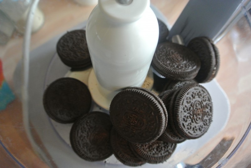 Chocolate Oreo Pears | Baking, Recipes and Tutorials - The Pink Whisk