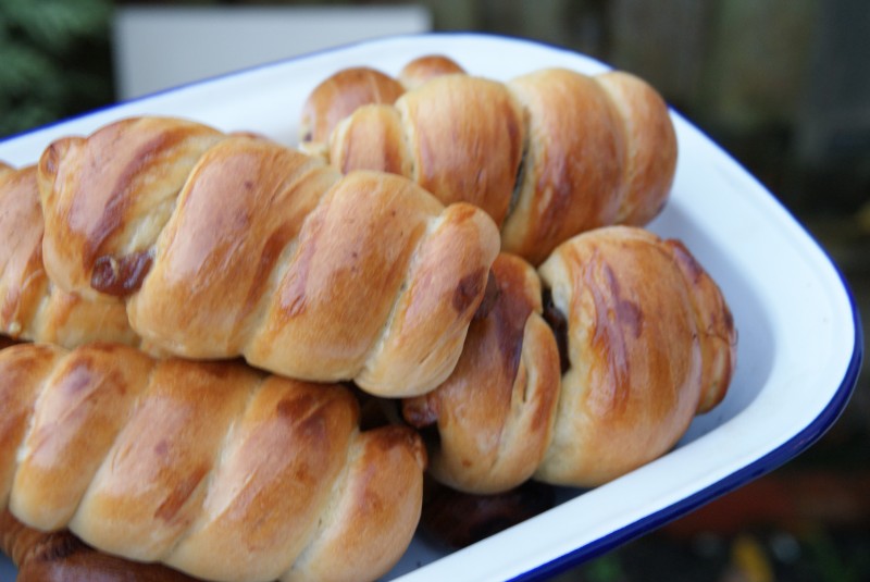 Bonfire Banger Rolls | Baking, Recipes and Tutorials - The Pink Whisk