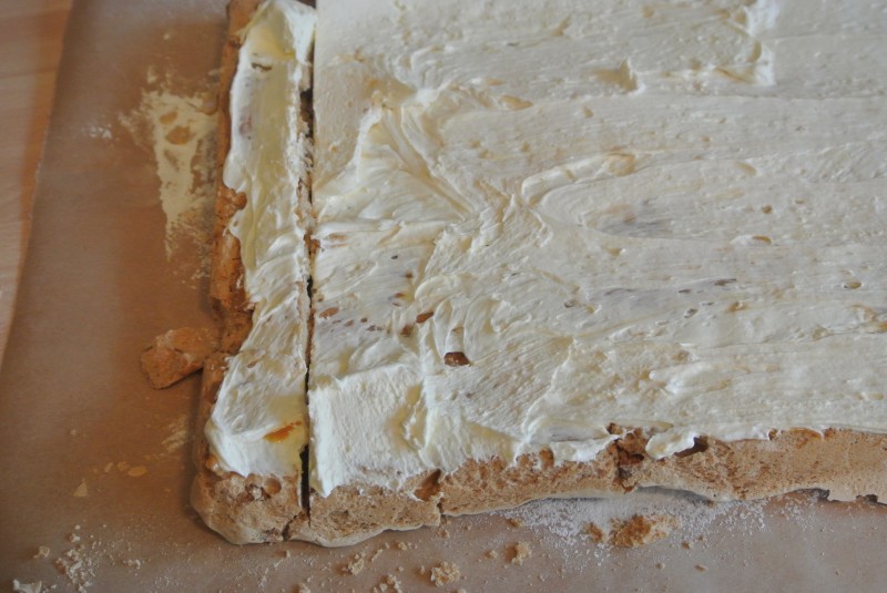 Day 9 – Toffee Pecan Roulade | Baking, Recipes and Tutorials - The Pink ...