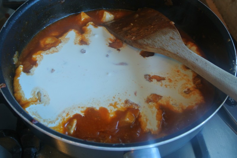 Tasty Chicken Garlic & Tomato Pie | Baking, Recipes and Tutorials - The ...