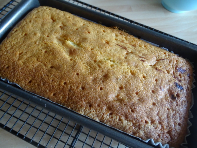 Lemon & Elderflower Drizzle | Baking, Recipes and Tutorials - The Pink ...