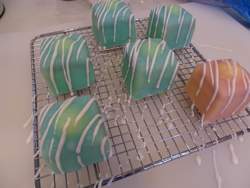 8 – Frosted Fancies | Baking, Recipes and Tutorials - The Pink Whisk